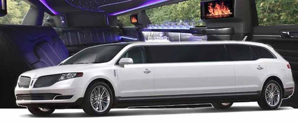 Stretch Limousine 10 Passengers - Traditional White Stretch Limo